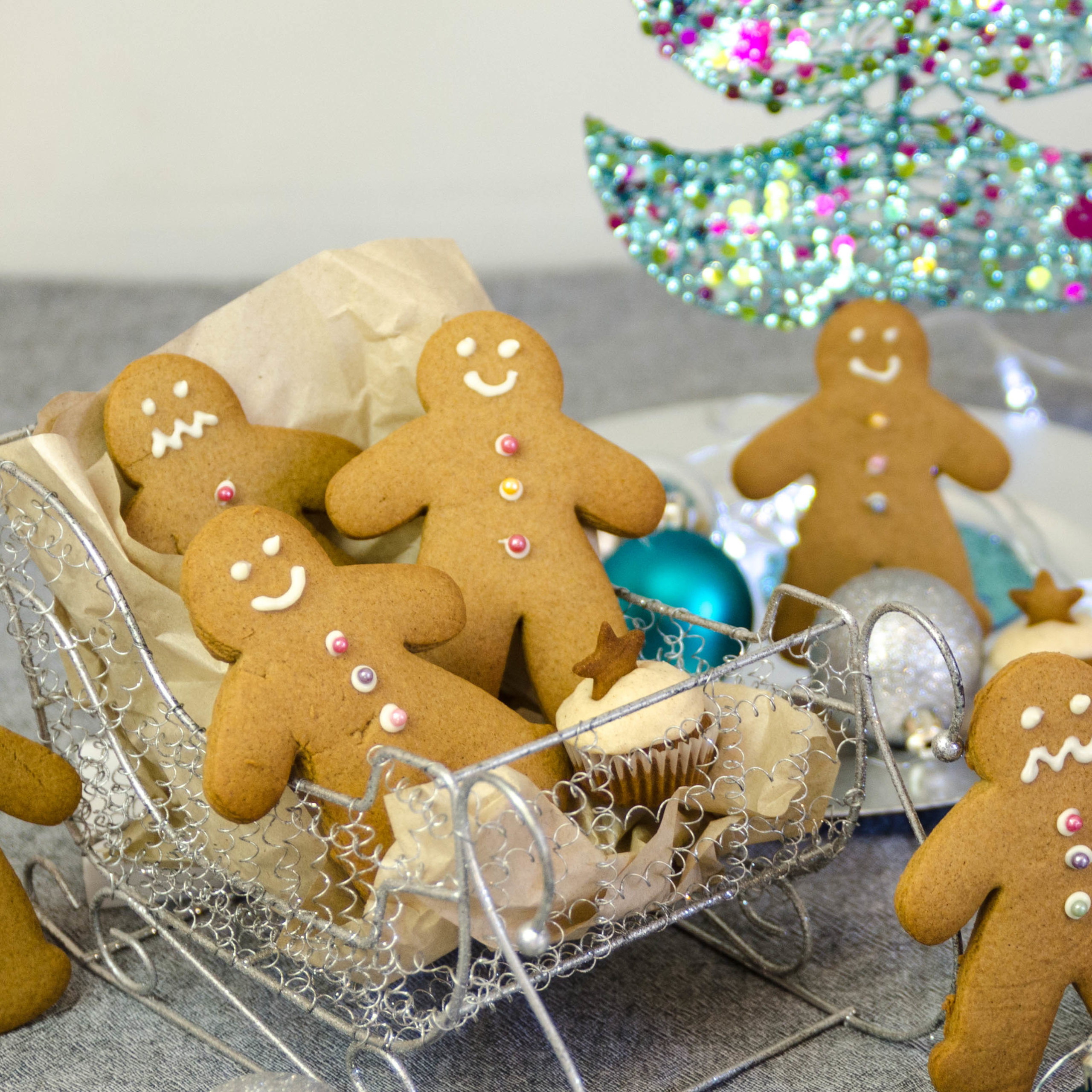 Gingerbread People - Em's Sweet Life